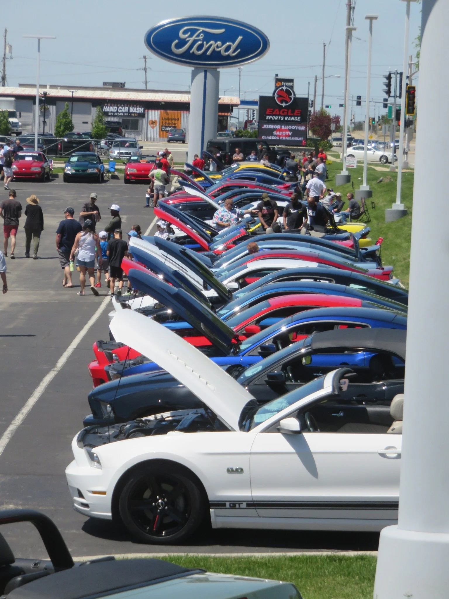 Ewald's Venus Ford Mustang Car Show — Wisconsin Early Mustangers