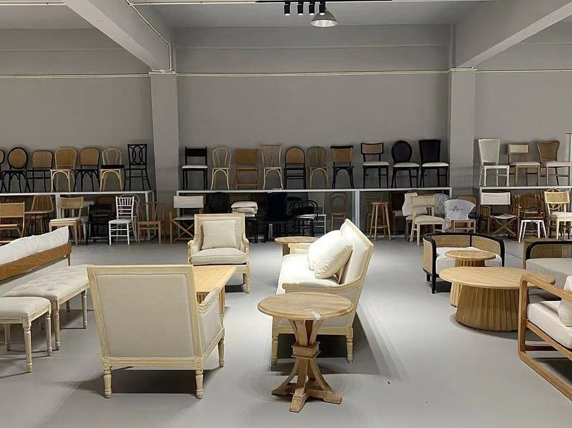 Desiree Dining Table — Ailisi Coterie