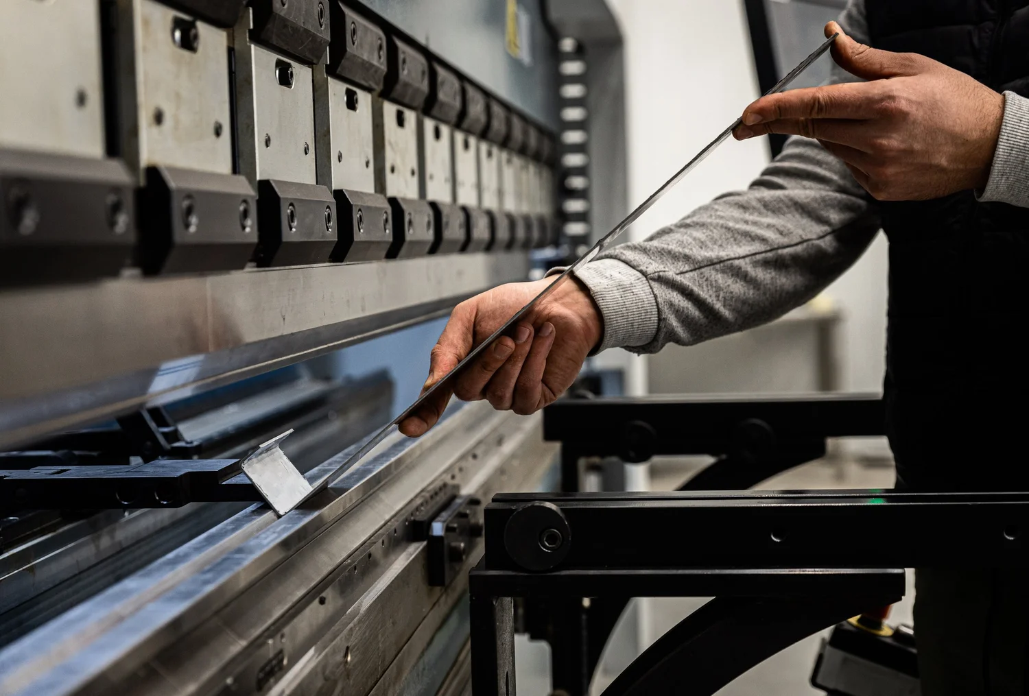 Formrite | Precision Sheet Metal & Laser Cutting