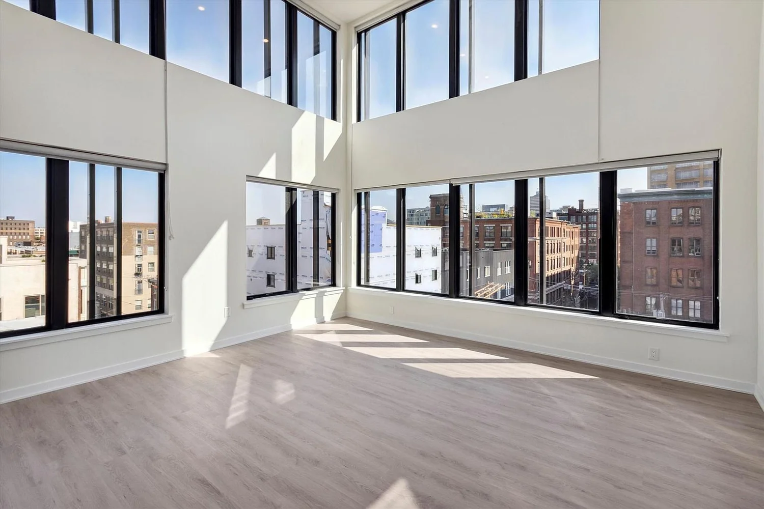 Aluminum Windows for Philadelphia's Freedom Lofts Apartments