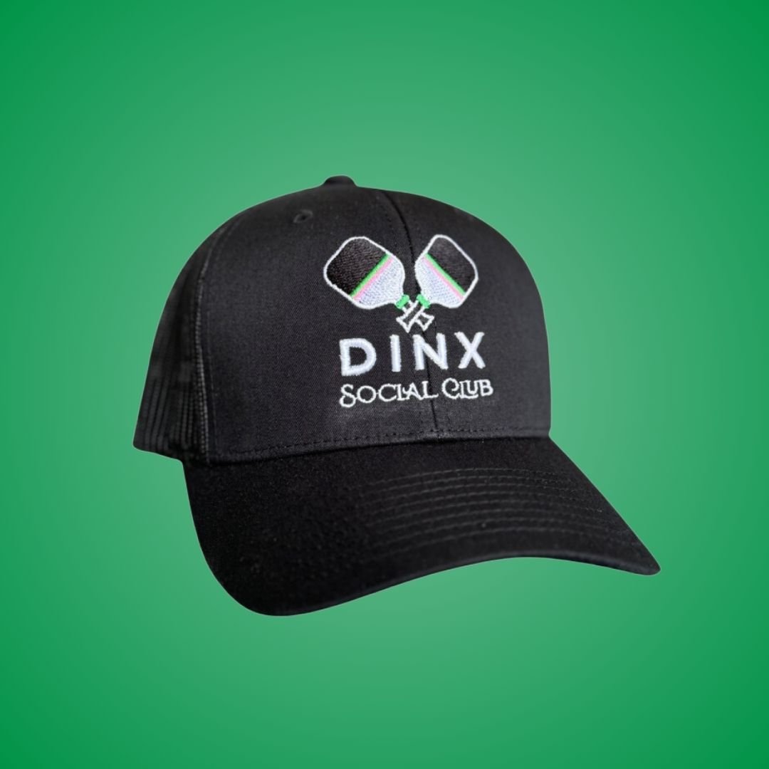 THE NORTH SHORE’S ONLY UPSCALE PRIVATE PICKLEBALL & GOLF CLUB