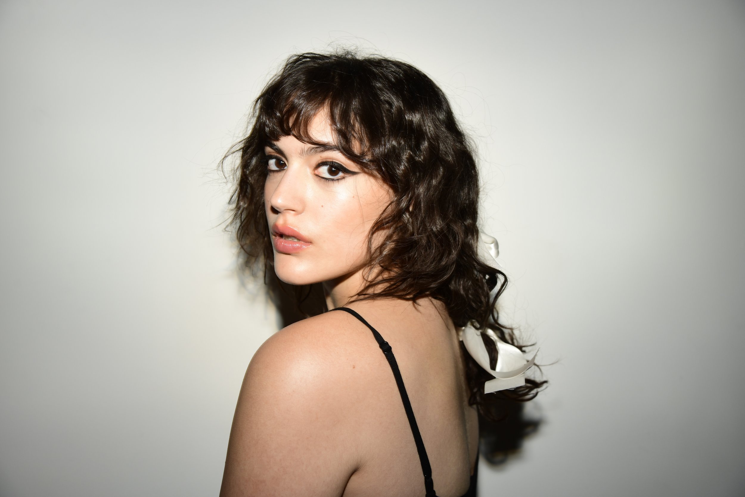 Simone: An Artist You'll Definitely Remember — Dreamworldgirl Zine