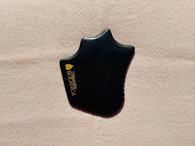 A Beginners Guide to Gua Sha — Norah McCullagh | Bespoke Facialist ...