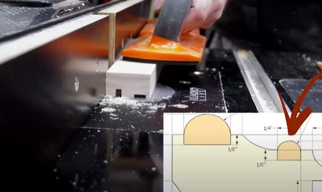 THE BEST ROUTER TRICK I KNOW - MAKING PICTURE FRAMES WITH REGULAR ...