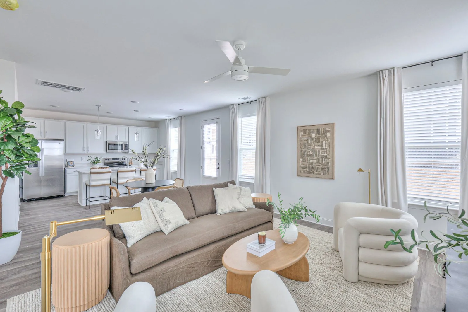 Gallery — Lakeside Residences
