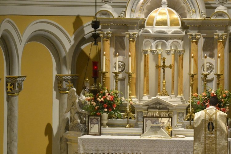 Latin Mass FAQ's — Church of All Saints