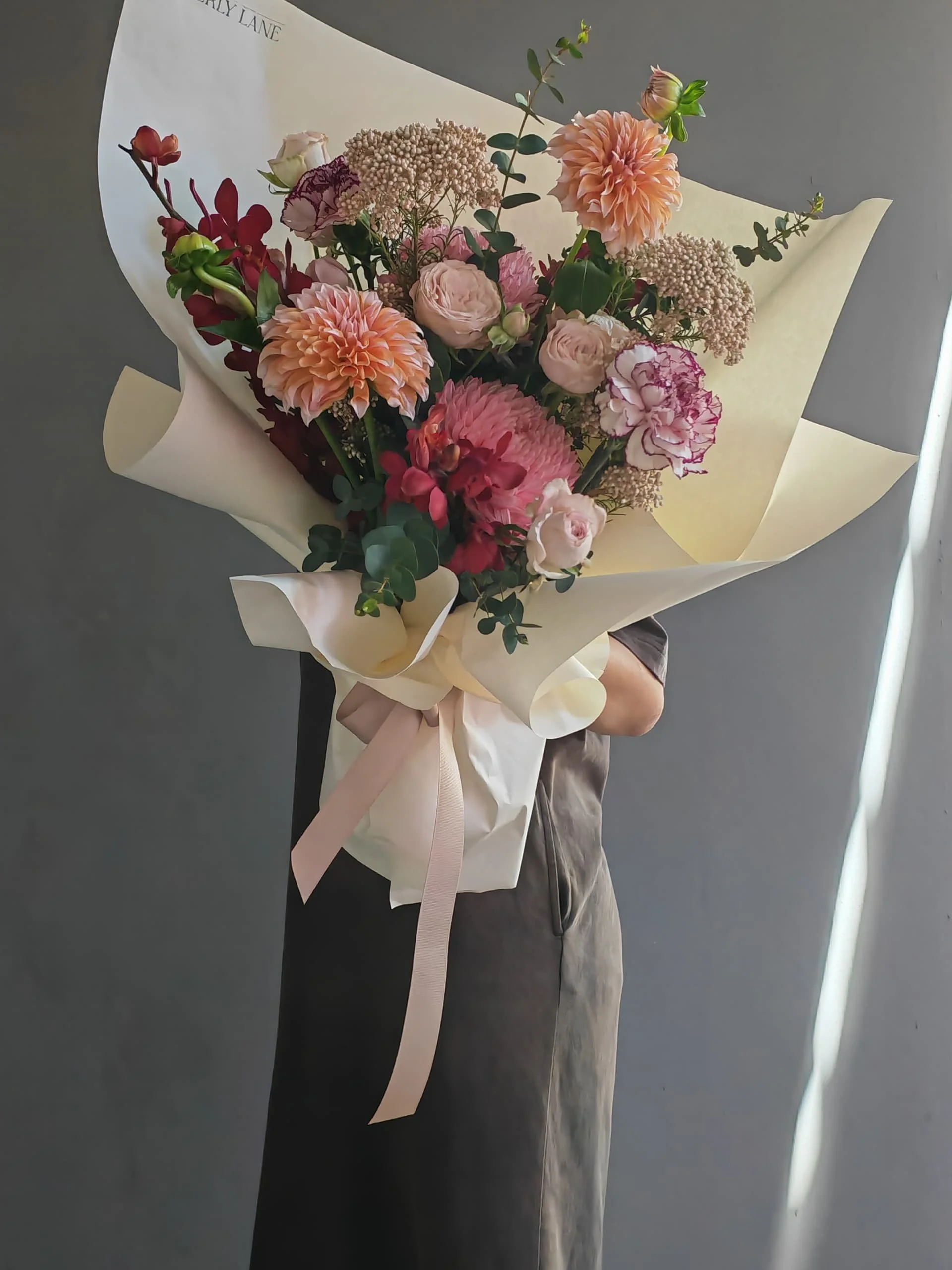 THE RAW AND POETIC | Experimental Contemporary Bouquet Series ...