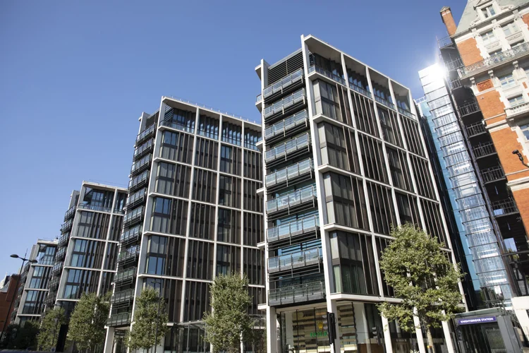 One Hyde Park — LA London