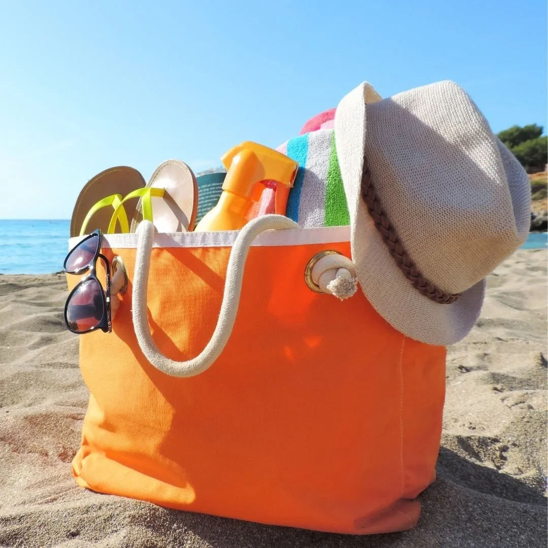 What to Pack in Your Beach or Pool Bag: The Ultimate Checklist for 2025 ...