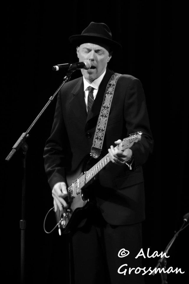 Hadden Sayers — Biscuits and Blues