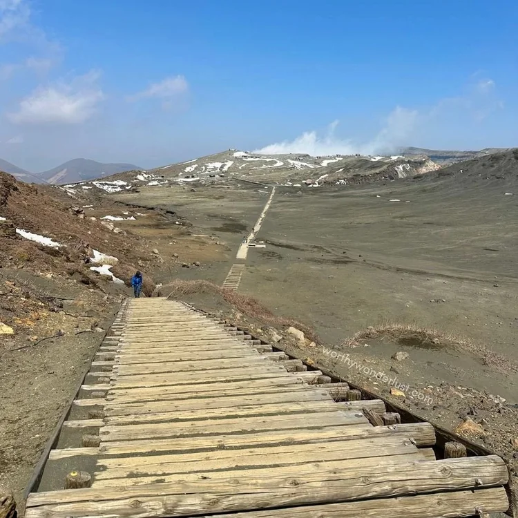 Mount Aso Travel + Hiking Guide 2025 | Kumamoto, Japan — Worthy Wanderlust
