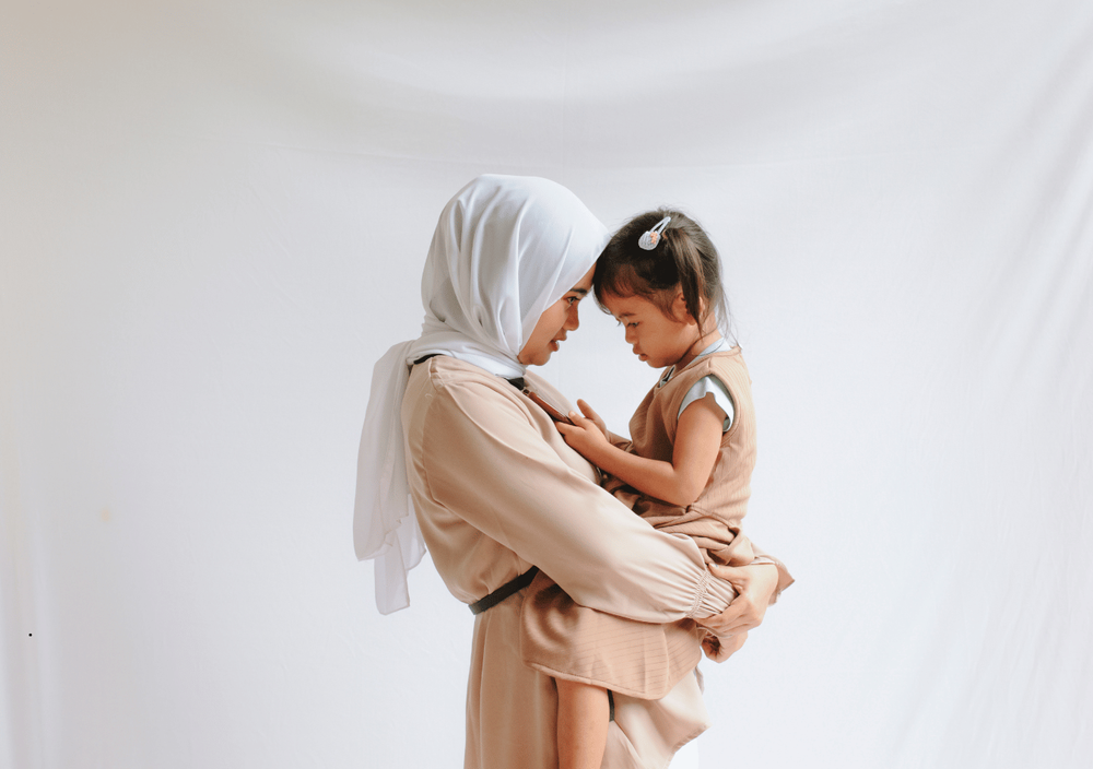 Setting Boundaries in Motherhood Without Guilt: A Guide for Moms ...