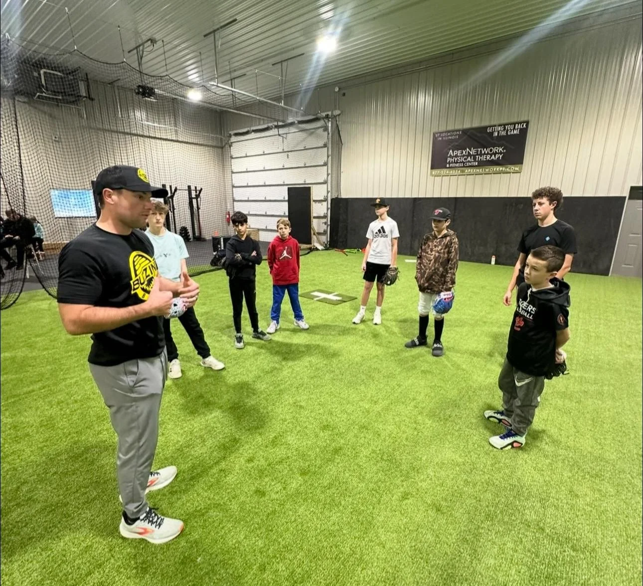 Team 1 — BUZZIN' BASEBALL