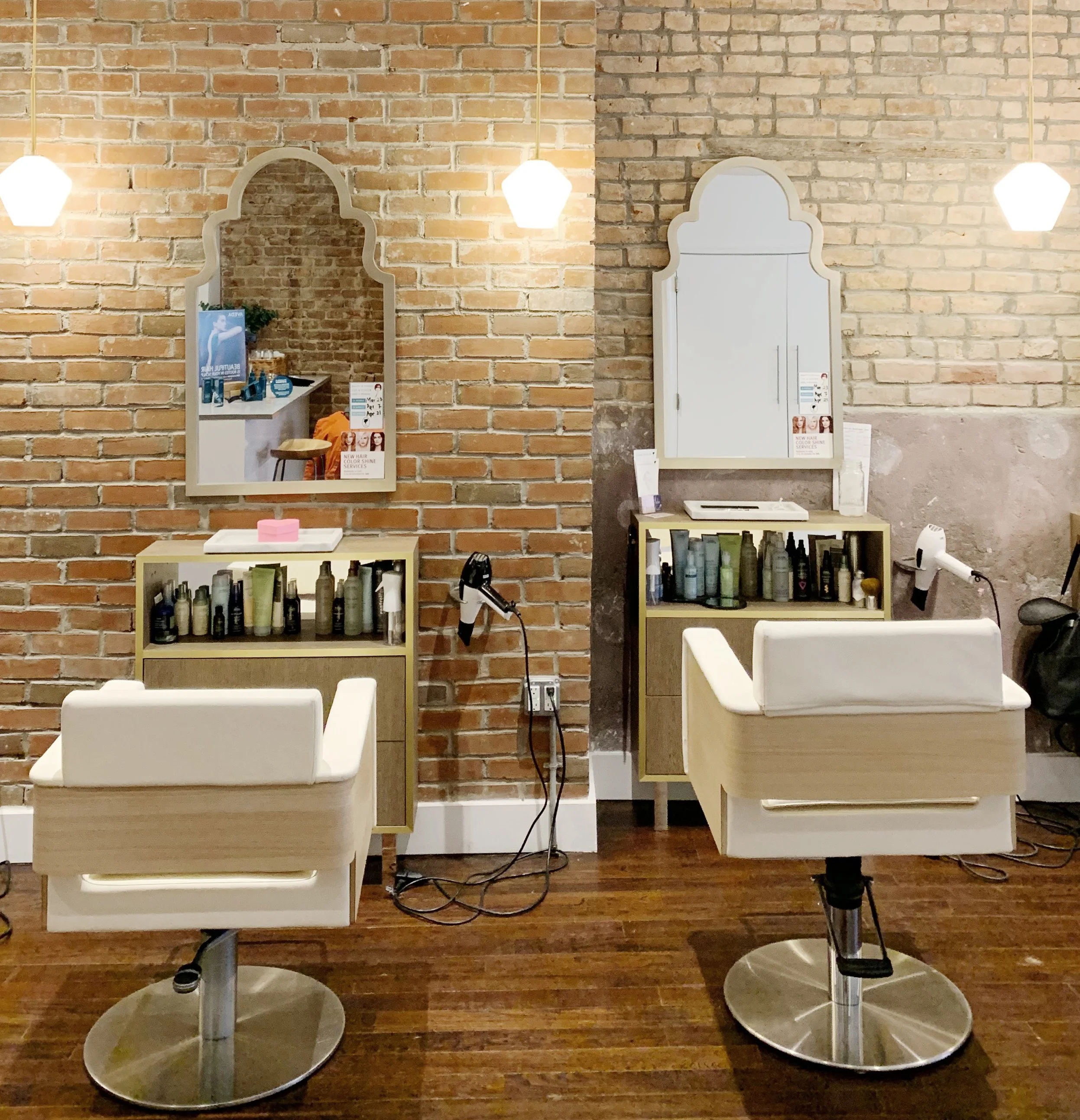 PARLOR | A Collective