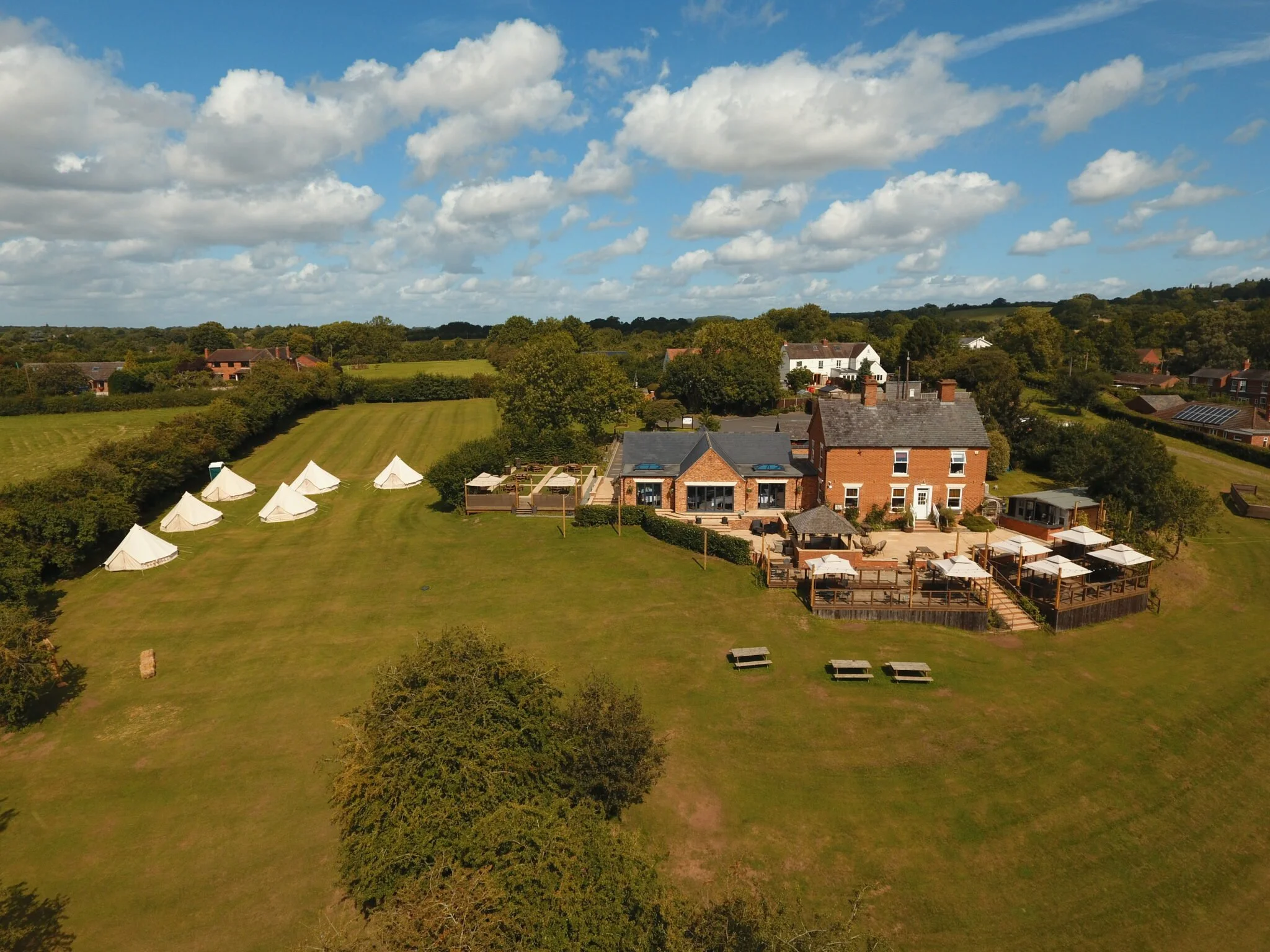 Accomodation | Book Your Stay Today — The Dodford Inn