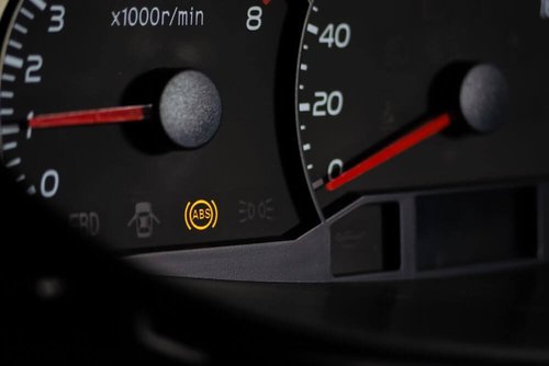 5 Common Causes of the Electronic Stability Control Light Coming On ...