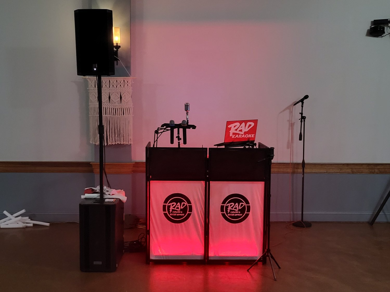 The Best Karaoke Rentals — Rad Karaoke & Entertainment