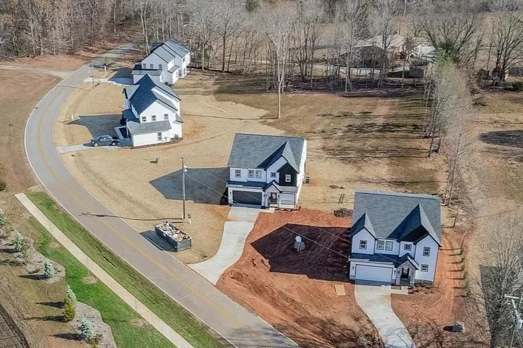 Hoover Farms — Stratx Properties