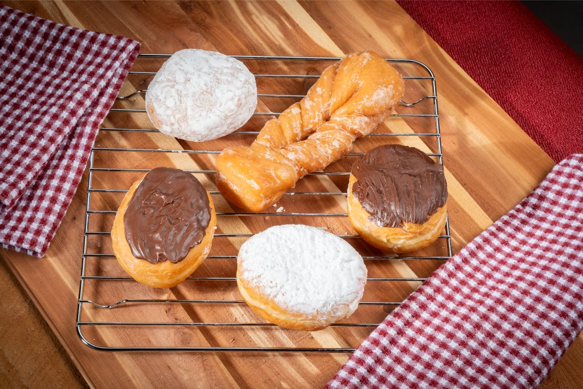Bill's Donut Shop - Open 24 Hours | 7 Days a Week