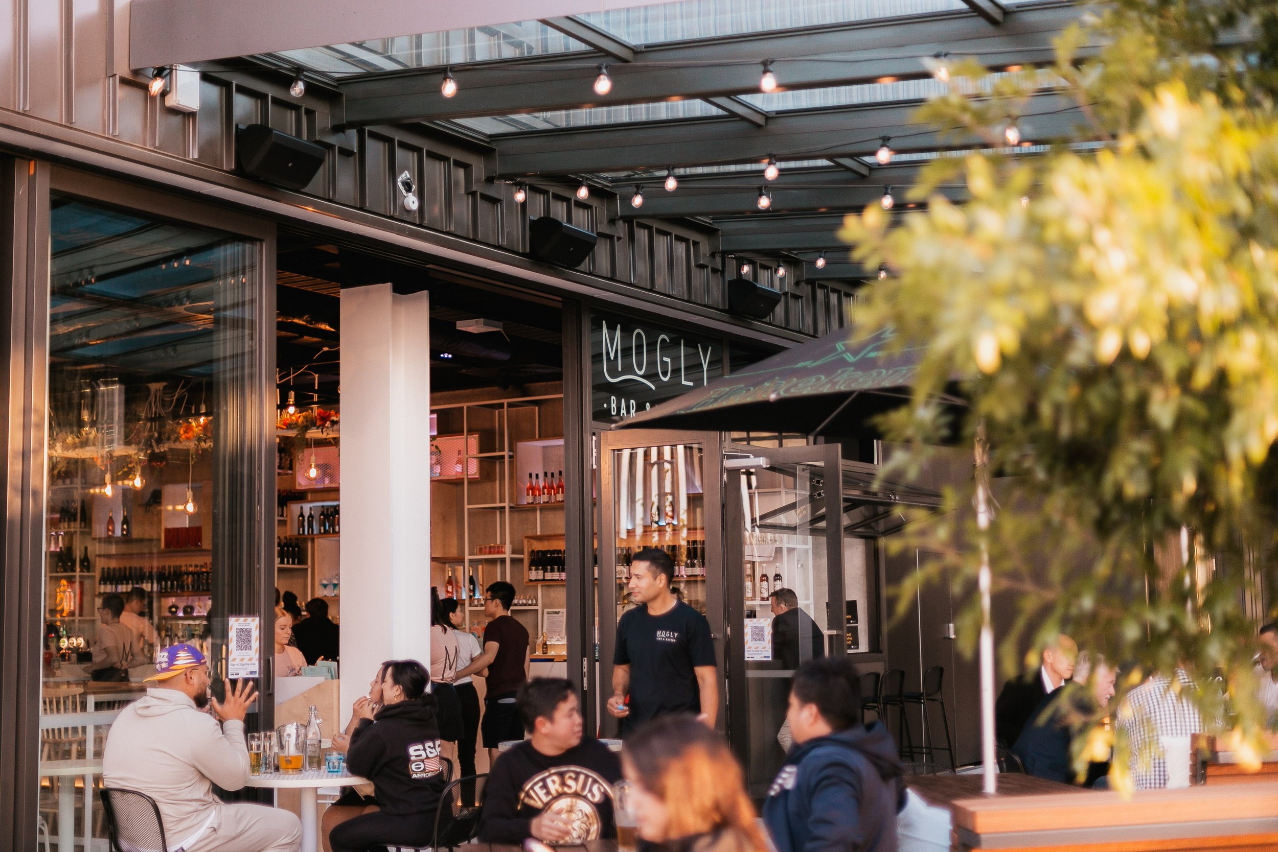 MOGLY BAR — CMP Interiors