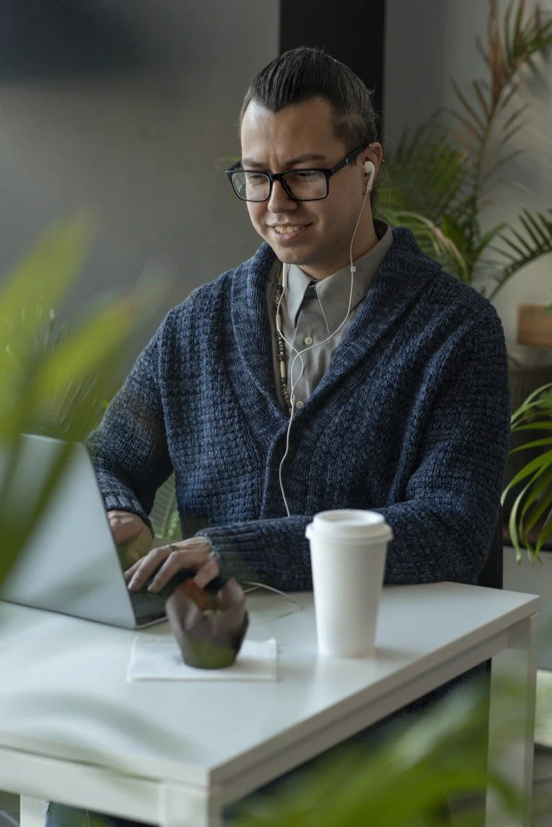 Jobs for Aboriginal, First Nations, Inuit job seekers. — HireDiverse