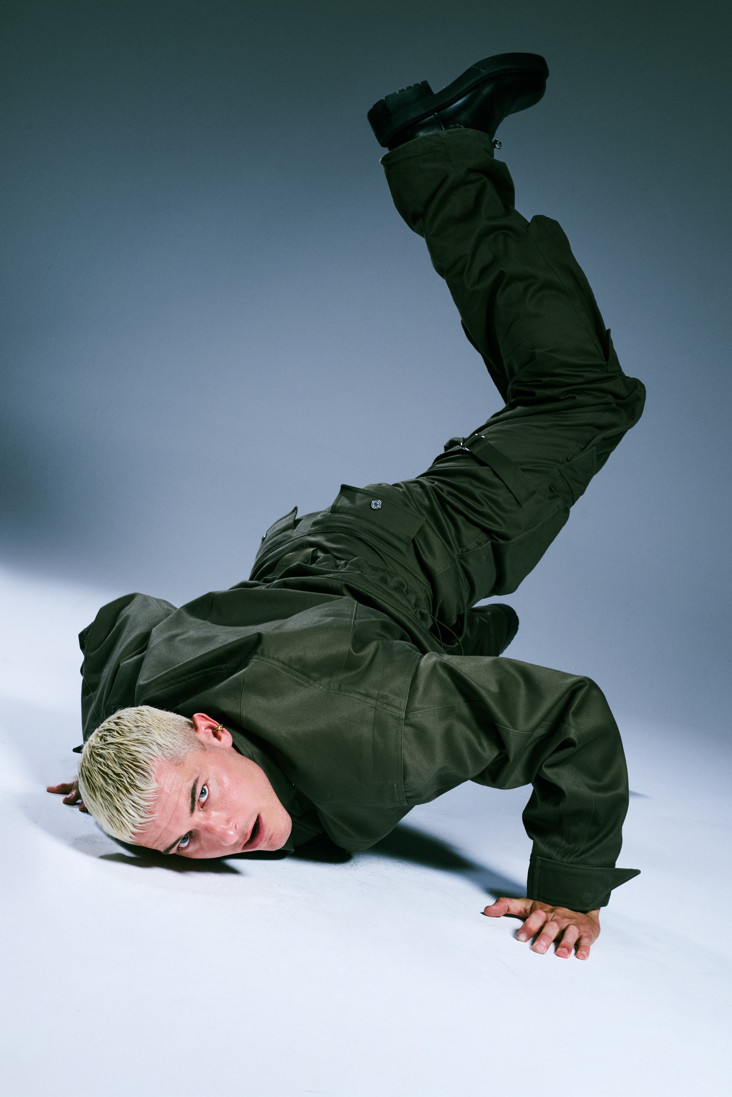 IN CONVERSATION WITH TAZ SKYLAR — Numéro Netherlands