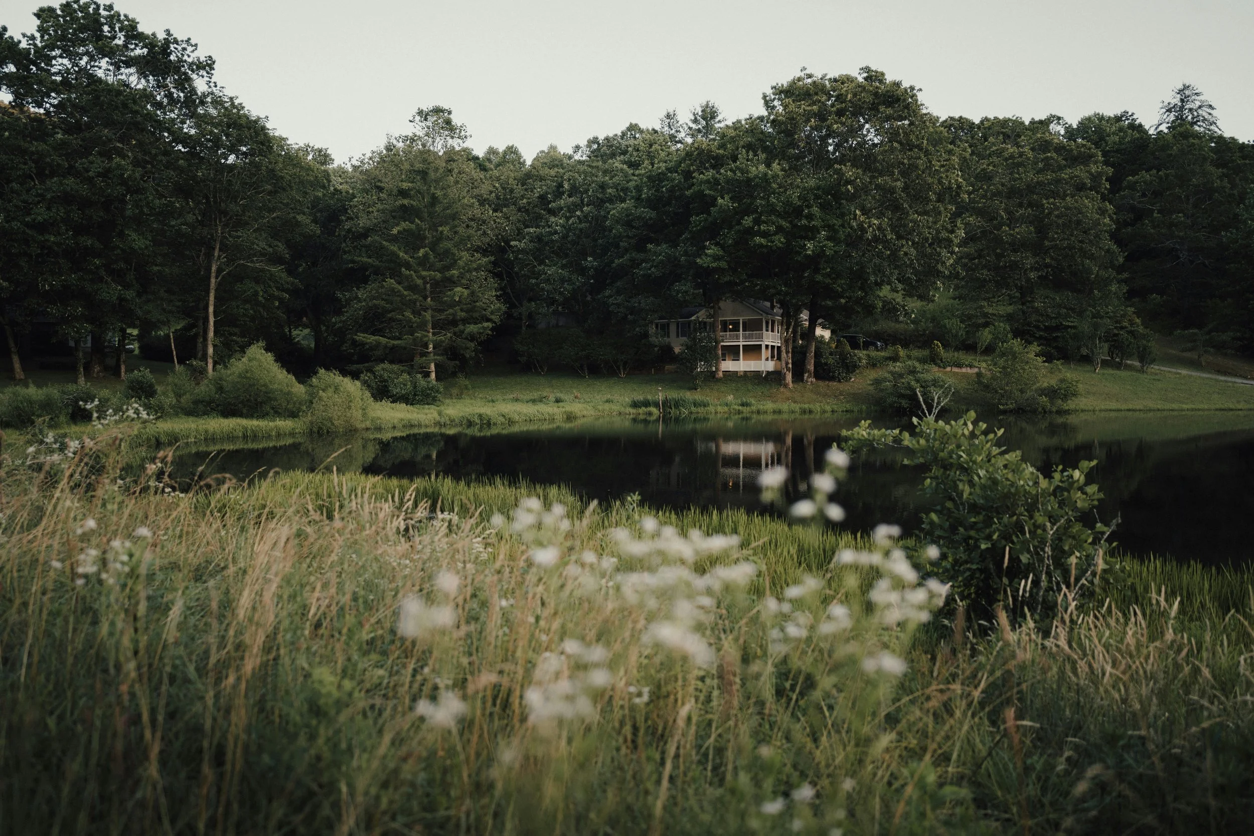 20 Nostalgic, Cozy, Feel-Good Summer Movies — escape the busy.