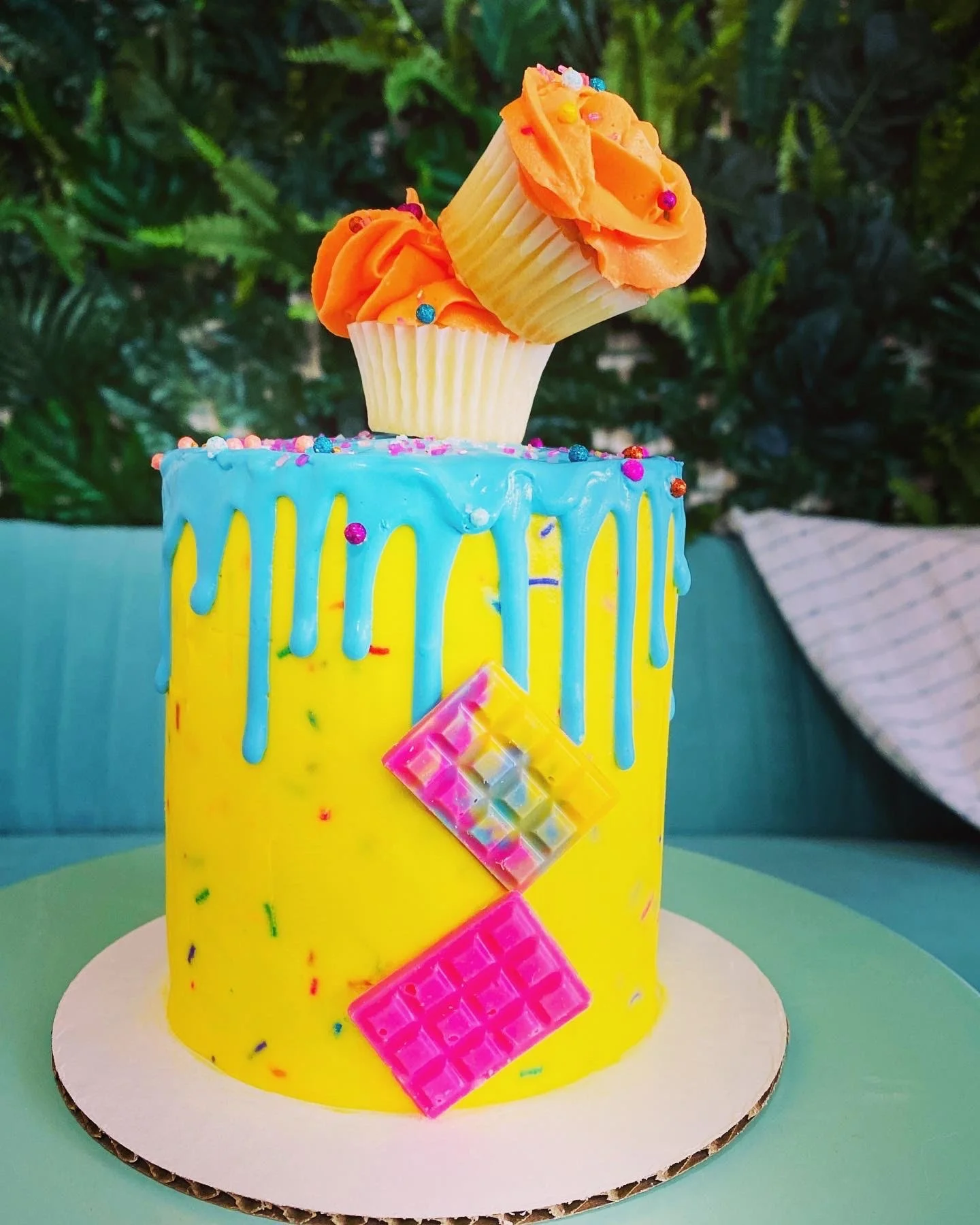 sweet minis cake bar