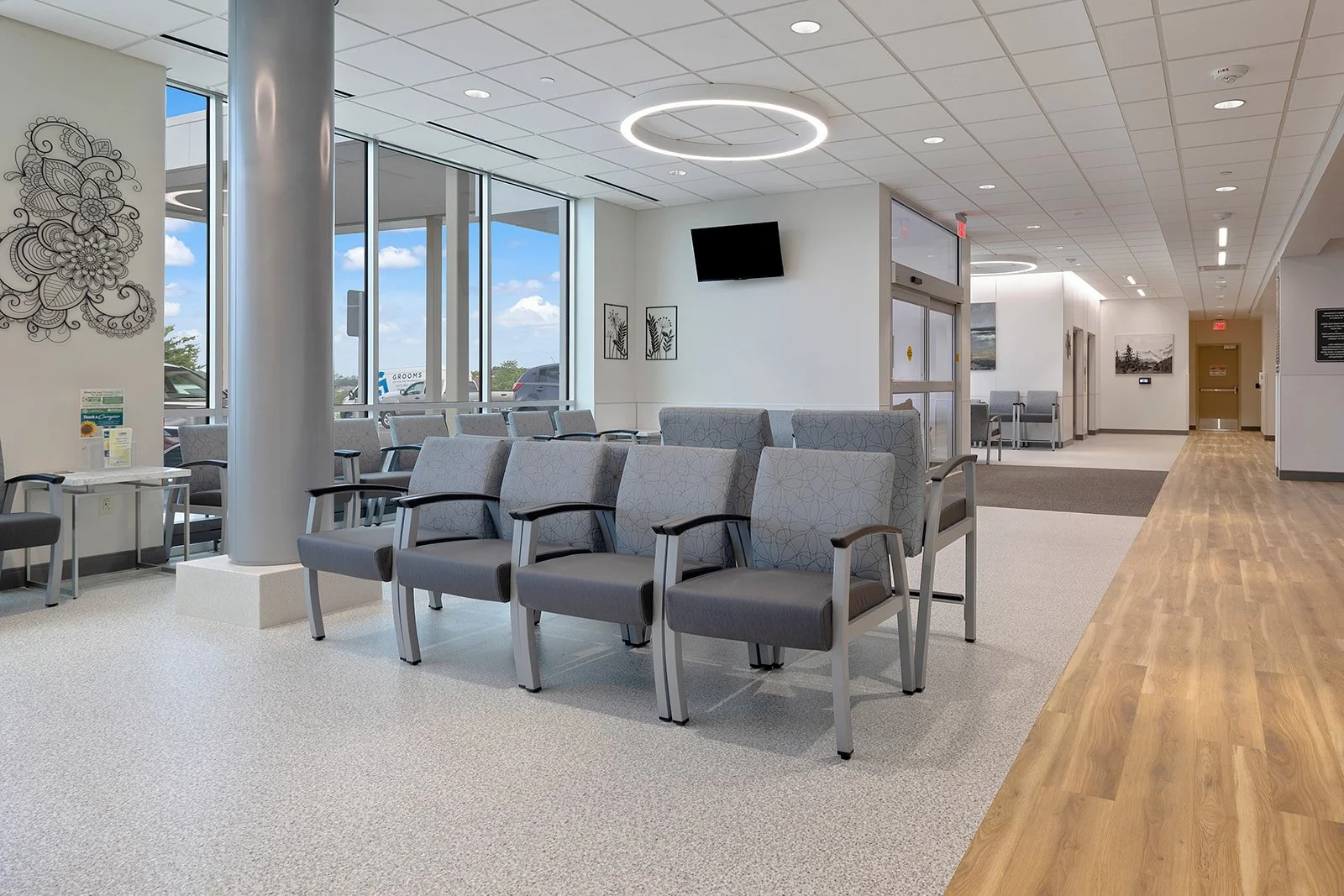 Freeman Health McIntosh Building — Grooms Office Environments