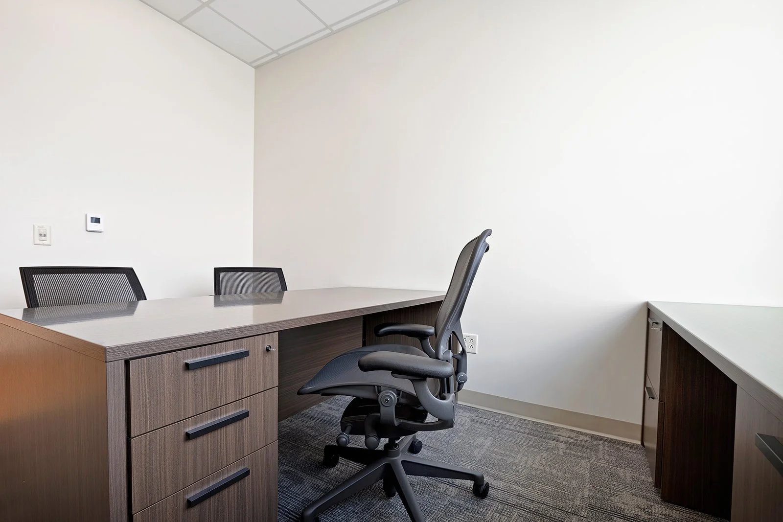 Freeman Health McIntosh Building — Grooms Office Environments