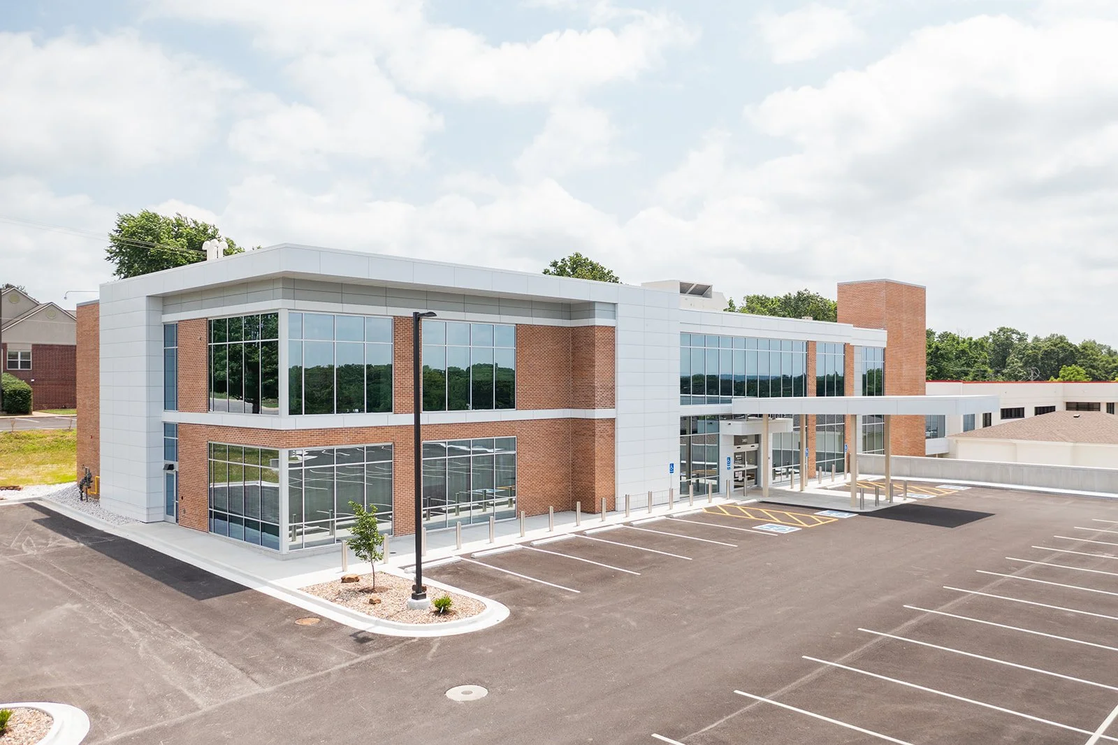 Freeman Health McIntosh Building — Grooms Office Environments