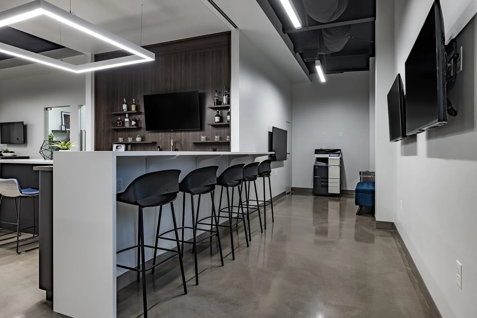 TierOne Offices — Grooms Office Environments
