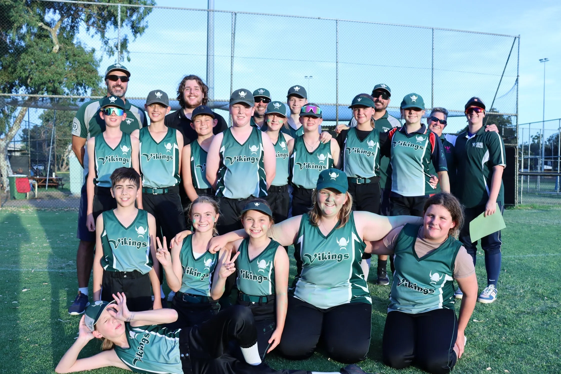 About — VIKINGS WOMEN'S SOFTBALL CLUB