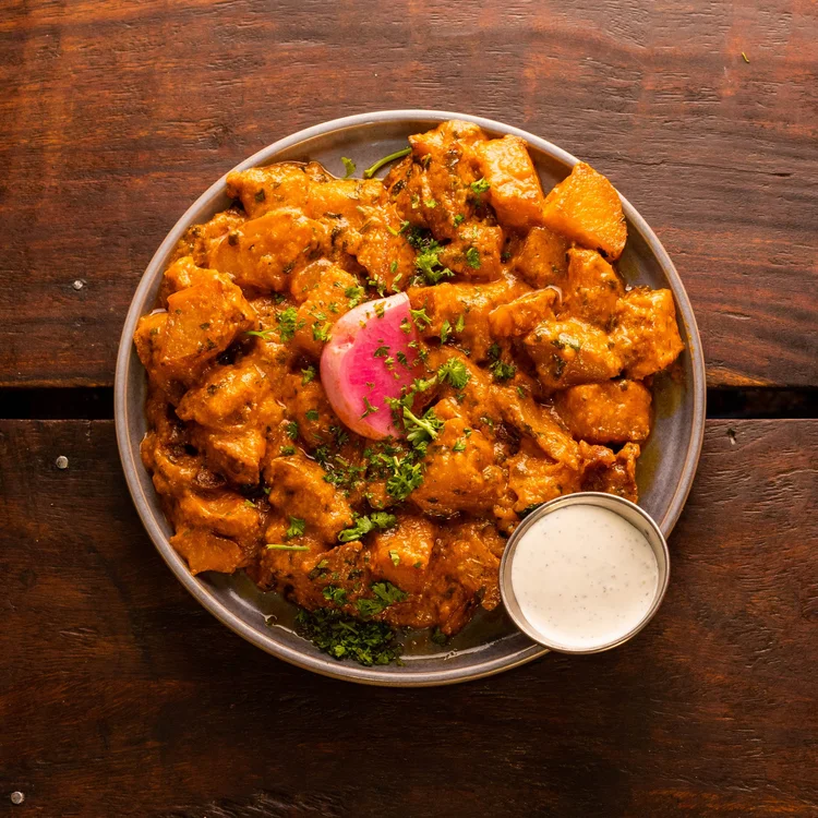 Zooroona | Mediterranean Kitchen + Bar | Kalamazoo, Michigan