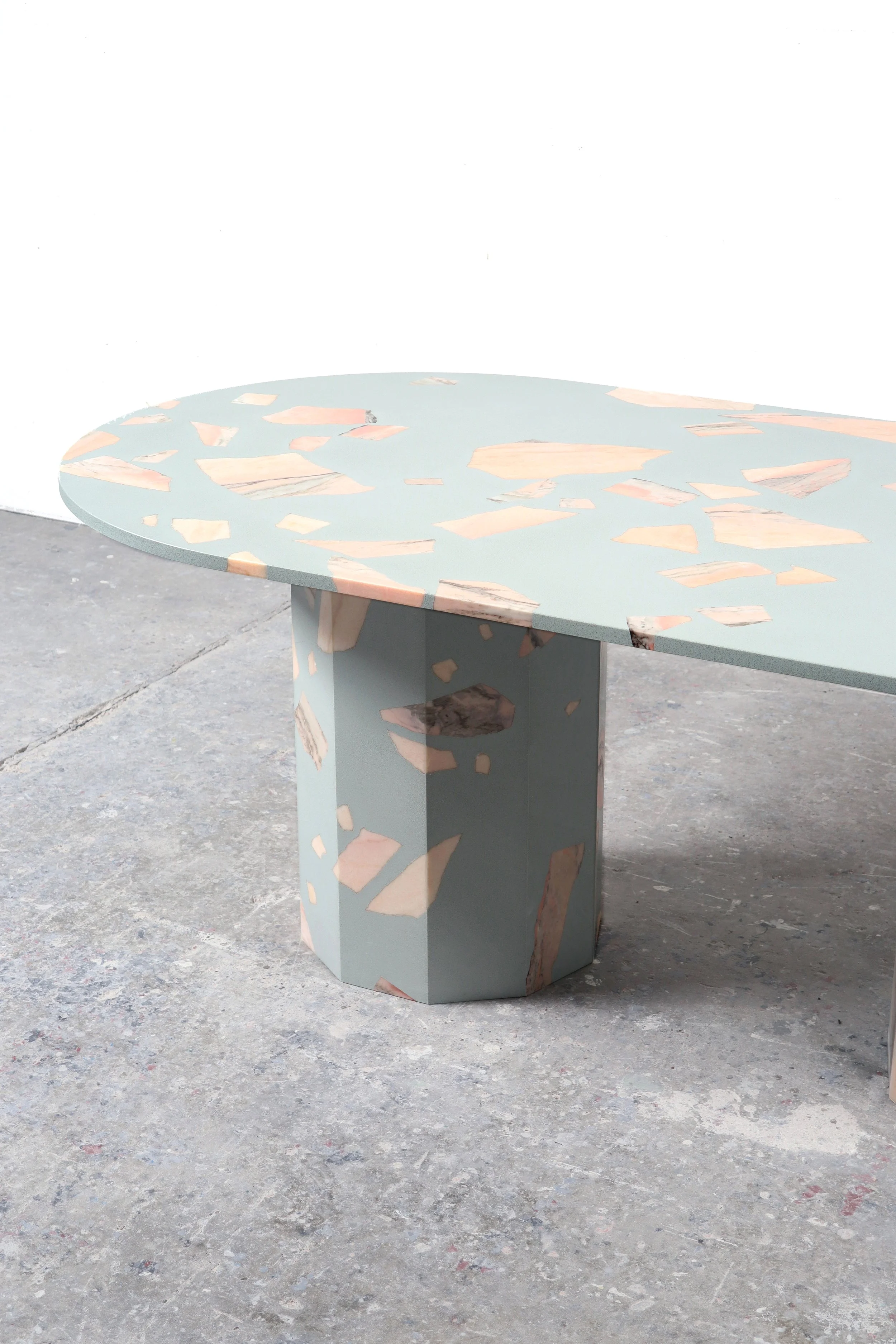 Column Pill — Altrock