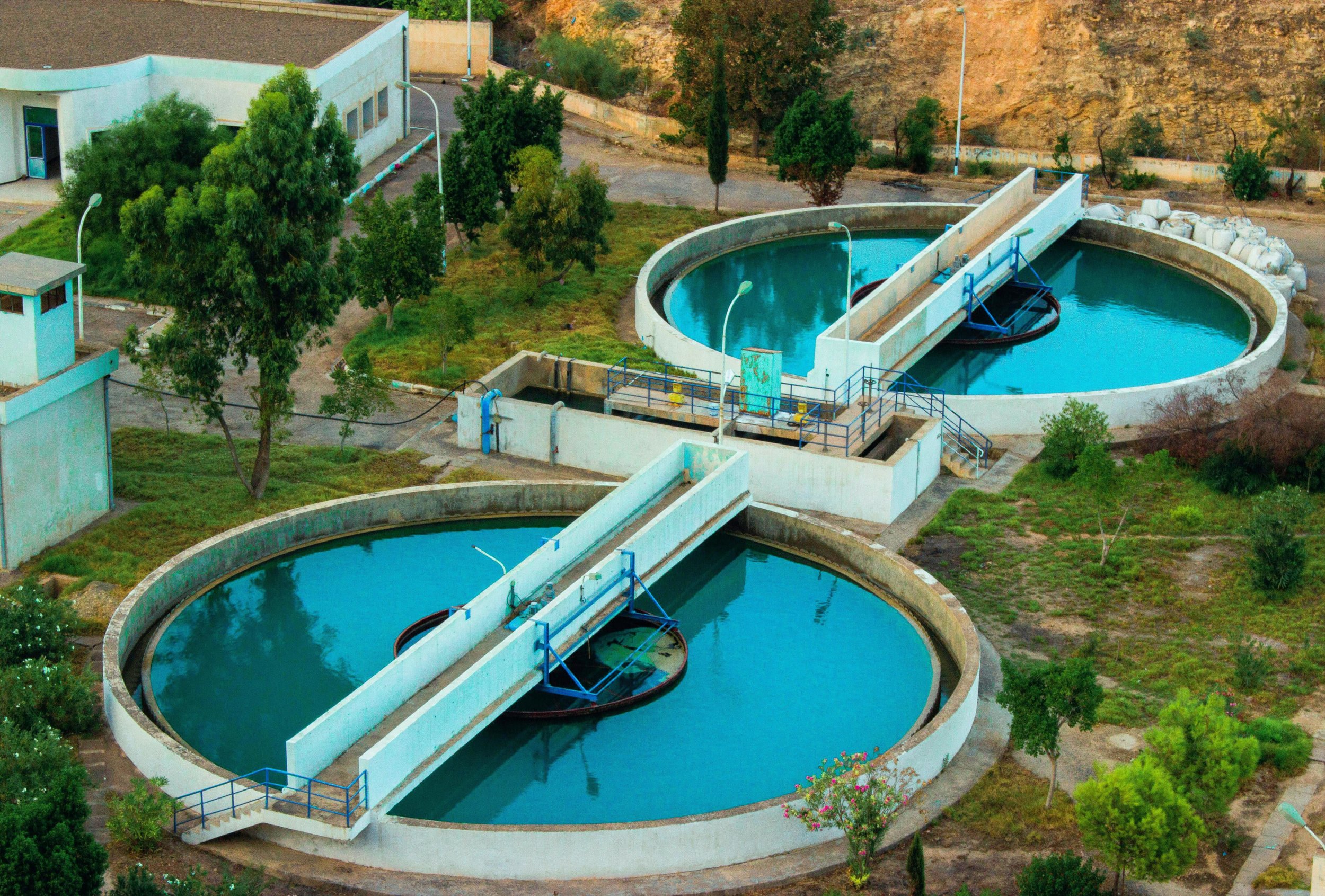 Flocculant Solutions | Enhance Water Treatment Today — Surfatas