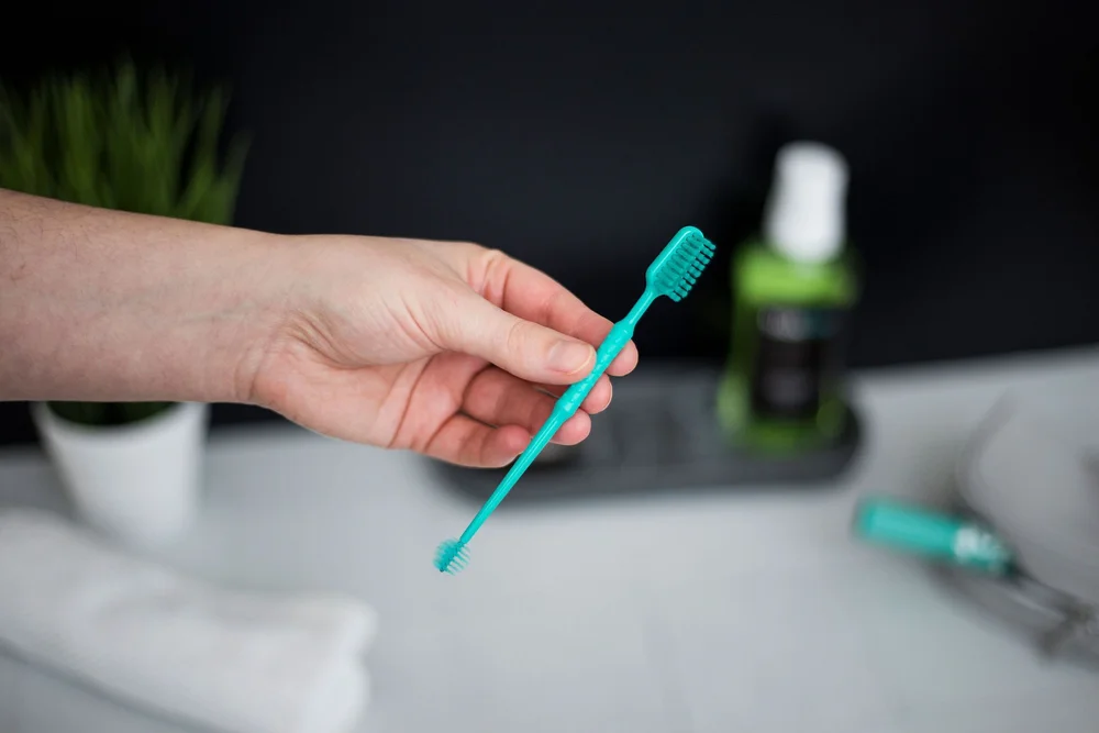 Retainer cleaner | toothbrush for braces | retainer cleaning | cleaning ...