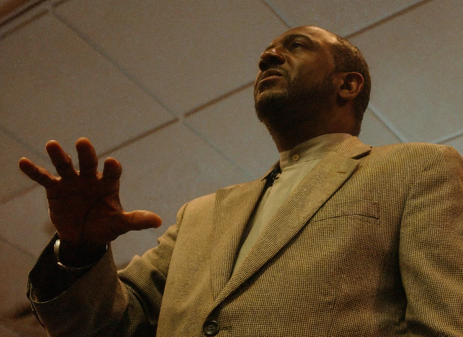 Deric Gilliard | Explore, Learn, Engage