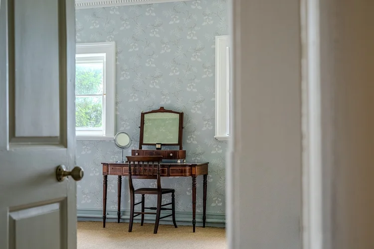 Stay at Earnshill House — EARNSHILL HOUSE
