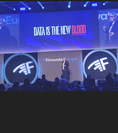 Tracey Follows | Futurist, Author & Keynote Speaker on AI, Identity ...