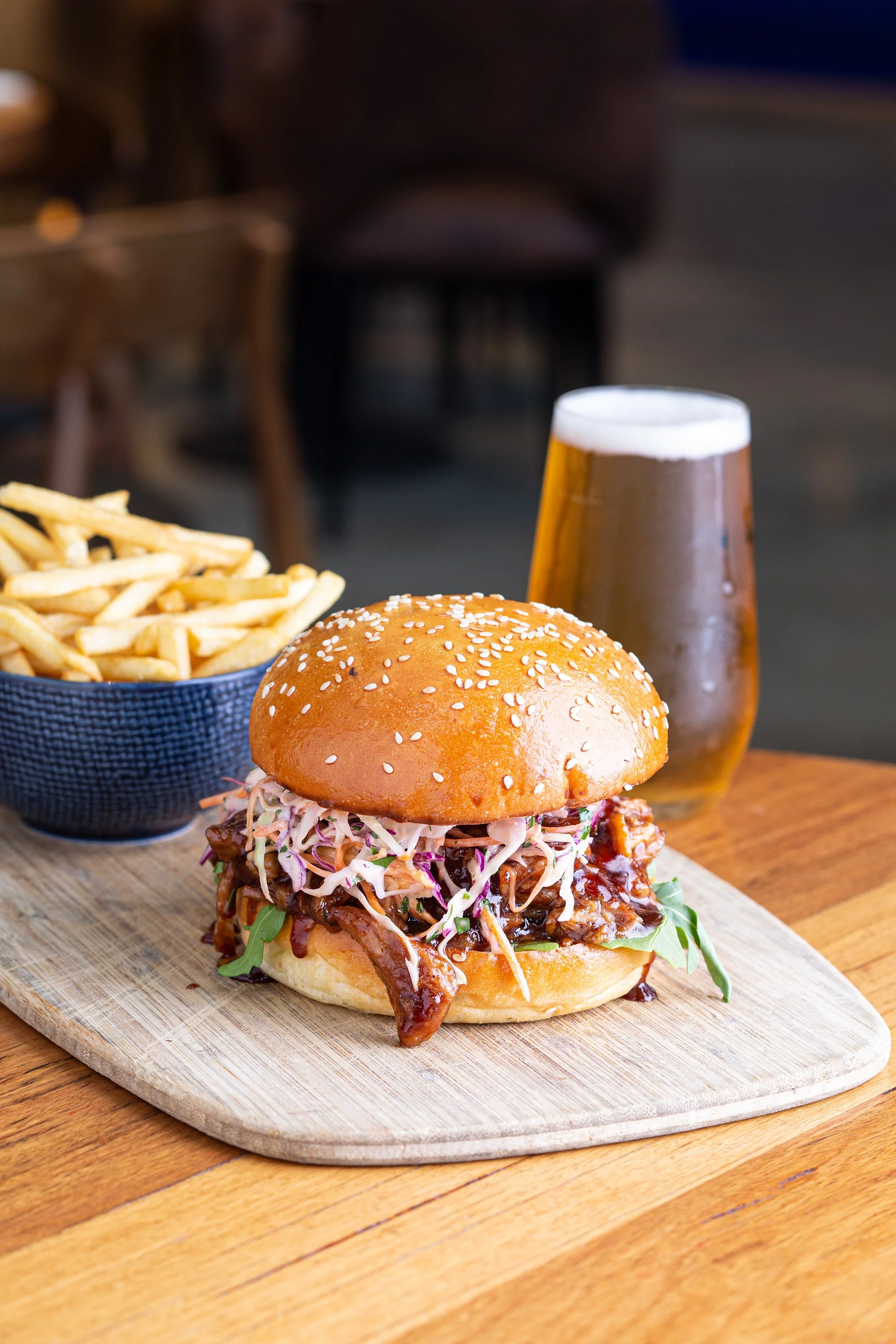 Brown Cow Hampton | Bar, Cafe, Restaurant | DJs & Drinks Weekends