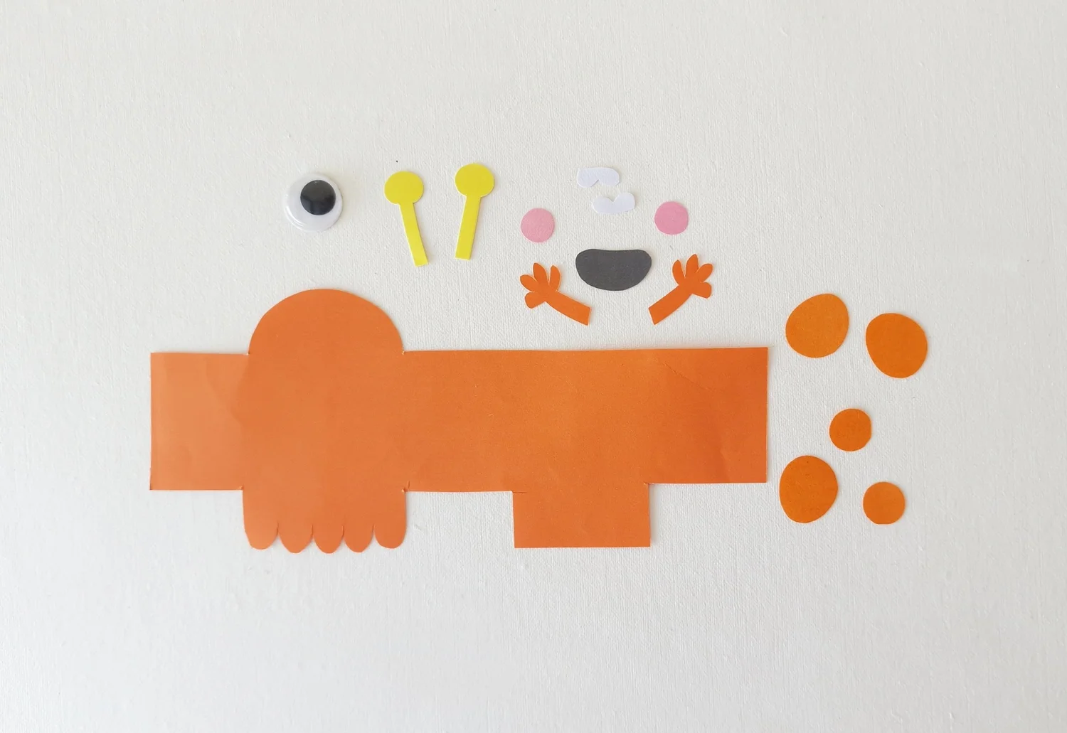 Easy Monster Paper Craft for Kids - Free Halloween DIY! — Crafty Kids Blog