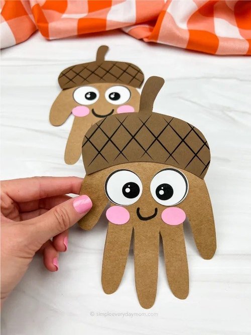 9 DIY Acorn Crafts for Kids Easy Thanksgiving — Crafty Kids Blog