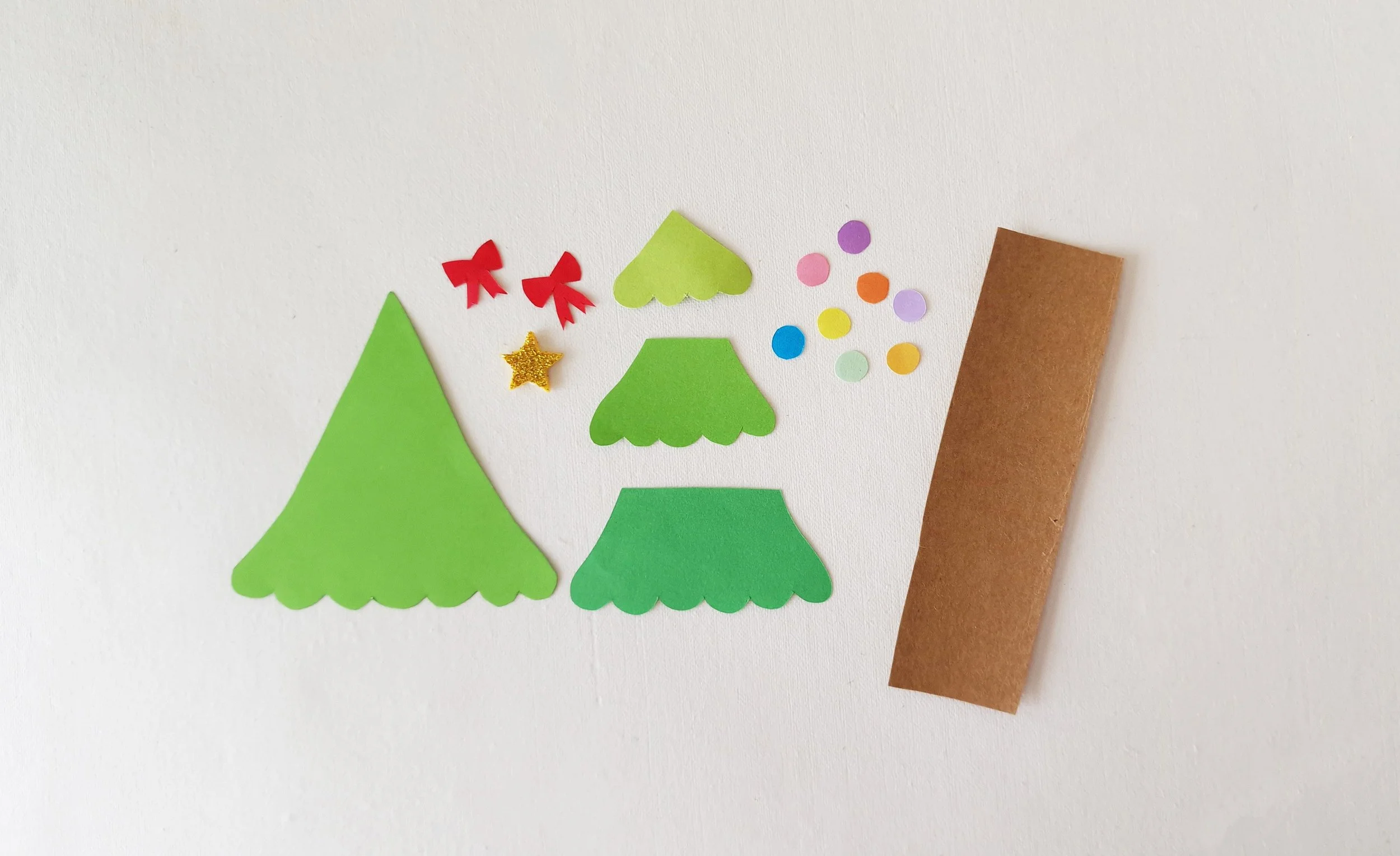 Easy Fun Christmas Tree Paper Craft for Kids — Crafty Kids Blog