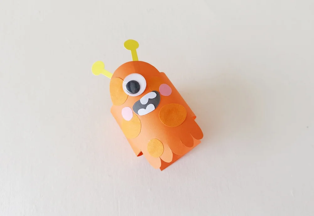 Easy Monster Paper Craft for Kids - Free Halloween DIY! — Crafty Kids Blog