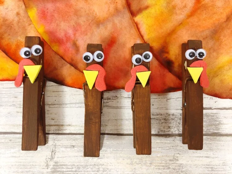Thanksgiving Turkey Coffee Filter Craft — Crafty Kids Blog