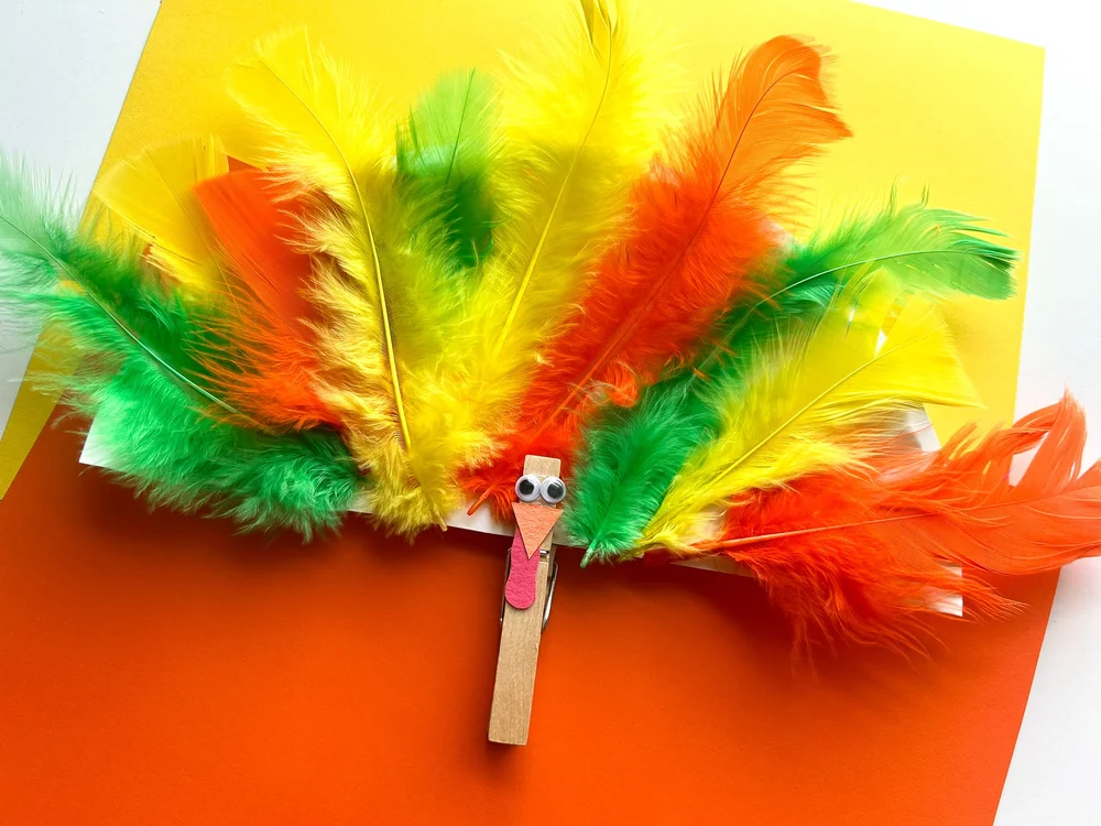 Clothespin Turkey Craft for Kids this Thanksgiving — Crafty Kids Blog
