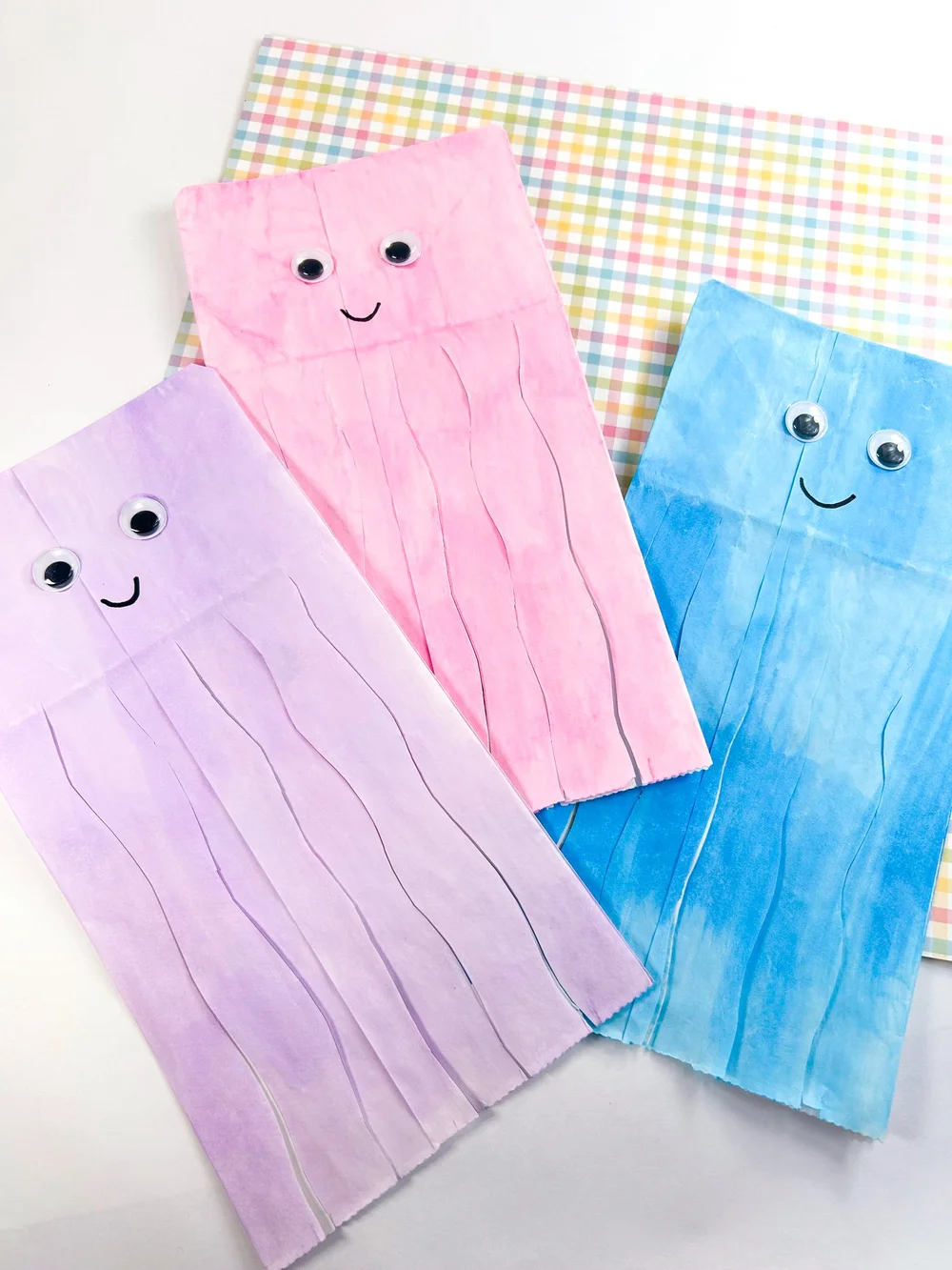 Paper Bag Jellyfish Craft: Easy Cute Craft for Kids to Make — Crafty ...