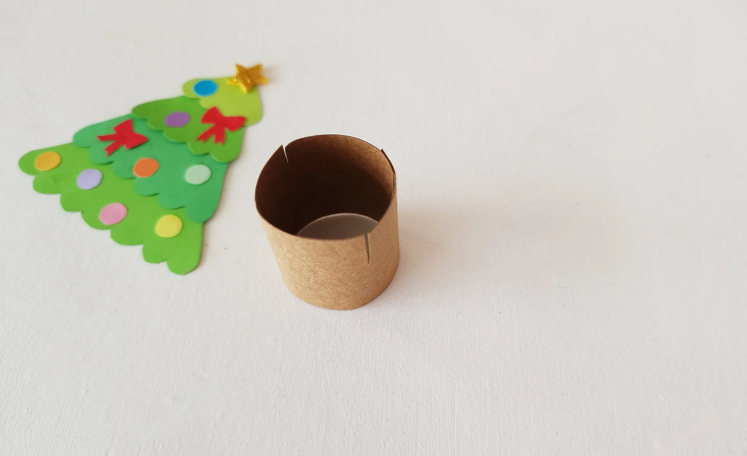 Easy Fun Christmas Tree Paper Craft for Kids — Crafty Kids Blog