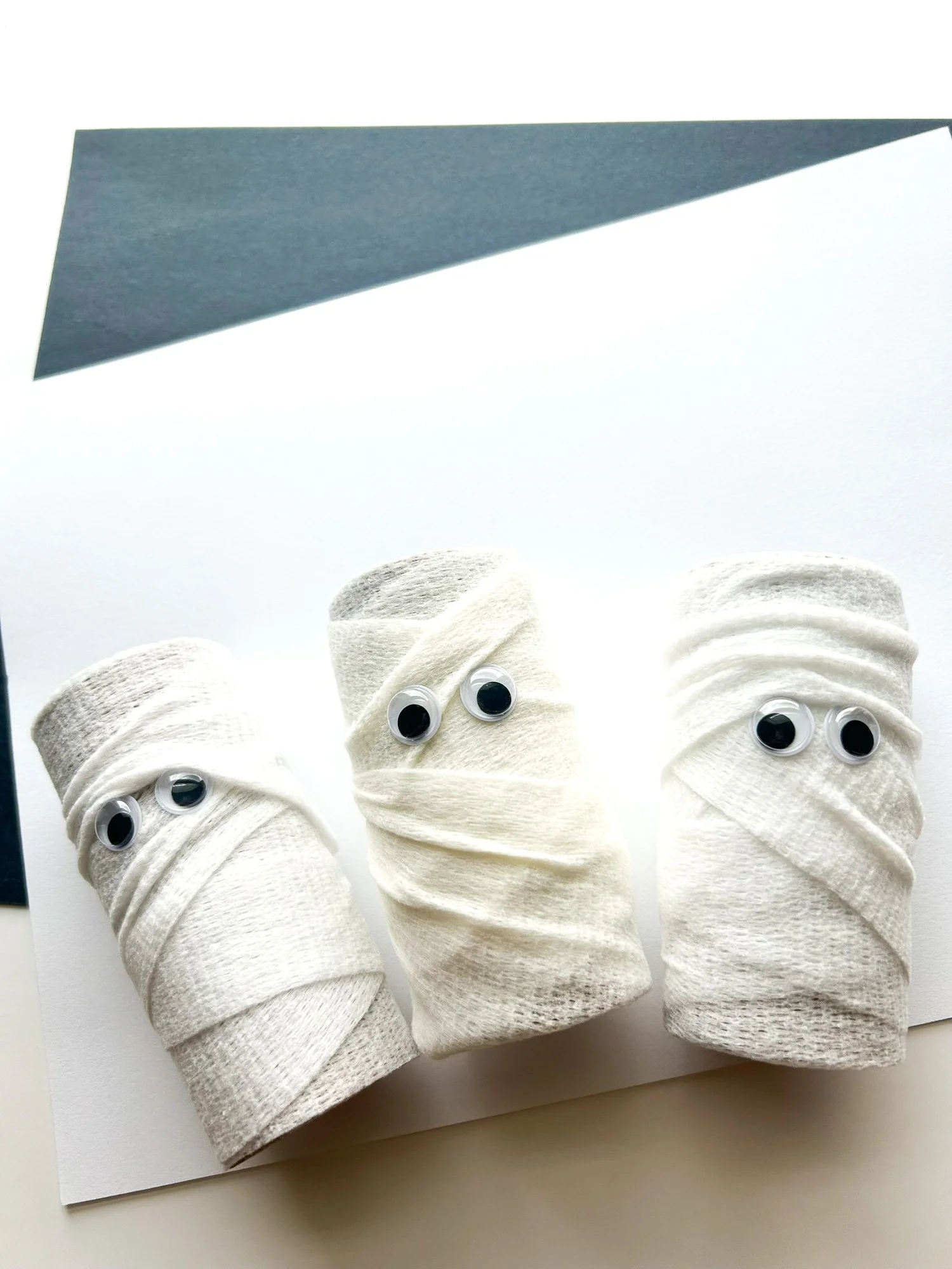 Easy Mummy Toilet Paper Roll Craft for Halloween — Crafty Kids Blog